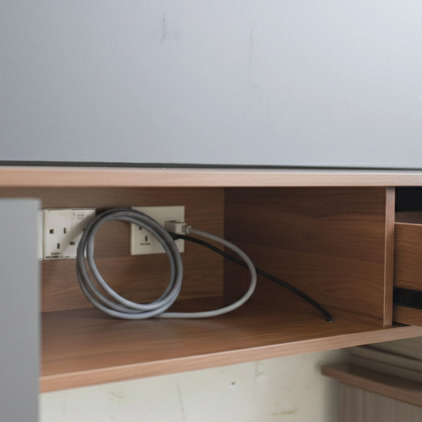 Havyn 6ft Floating Hall Cabinet | 1800mm Cinnamon Oak & Slate LED Unit ...